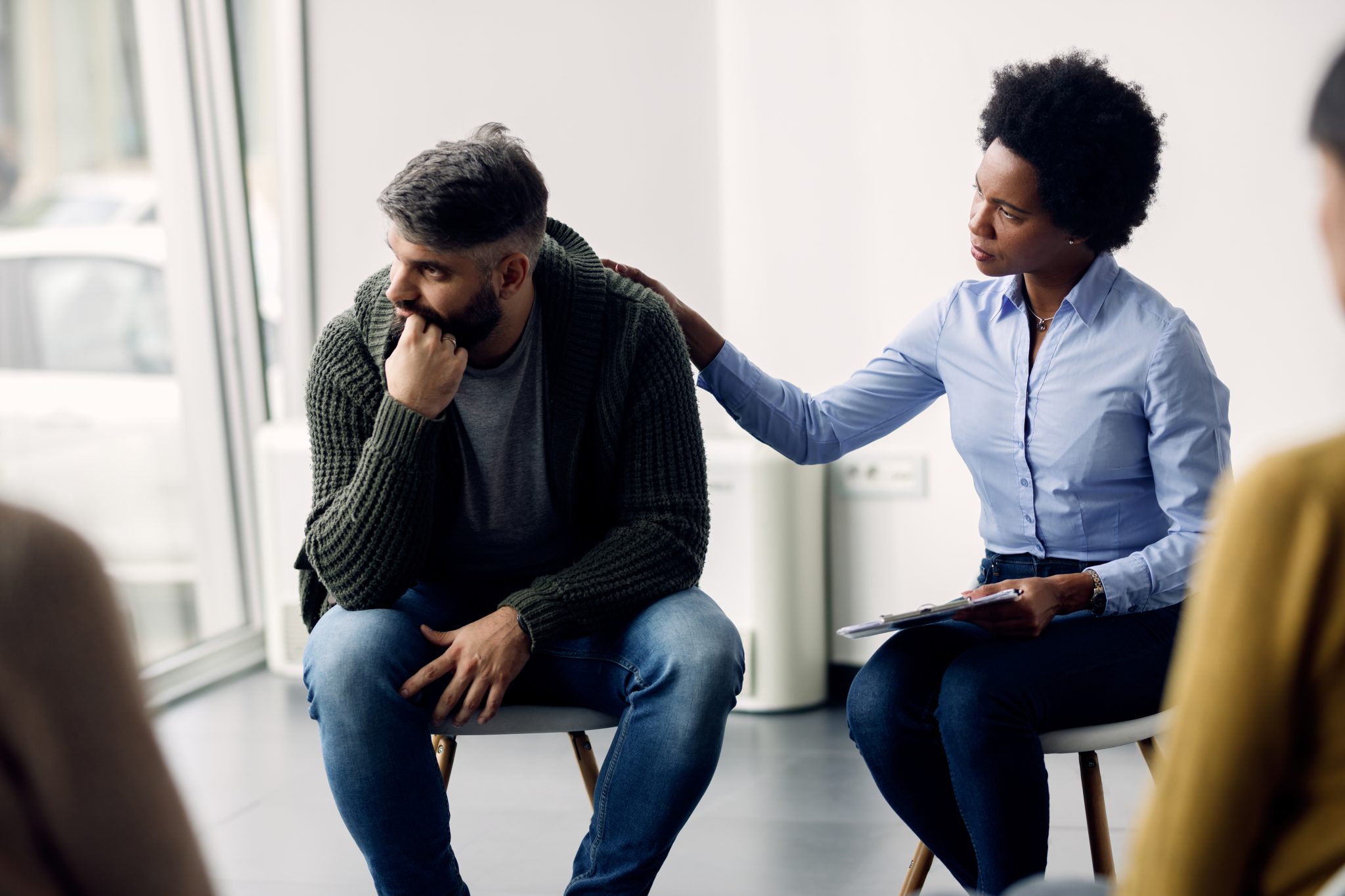 What Is Bipolar Disorder? Types, Symptoms, Causes & Treatment - Therapy ...